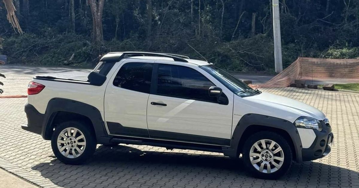 Fiat Strada - Adv.1.8 16V LOCKER Dualo. Flex CD - 2014/2014 - Loanda ...