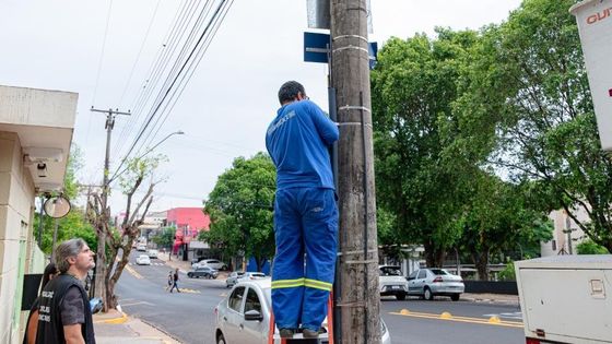 Bauru faz ação de orientação e fiscalização de placas de propaganda ...