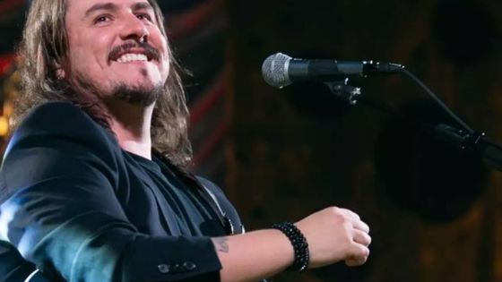 Dino Fonseca fará mega show em Brusque com grandes sucessos do rock, em novembro