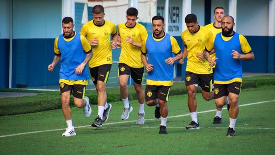 Brusque FC inicia pré-temporada com treino no Augusto Bauer