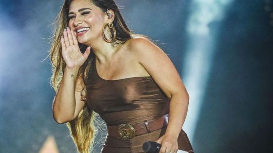 Simone Mendes abre a Expo Três Barras na sexta-feira, dia 23 de janeiro