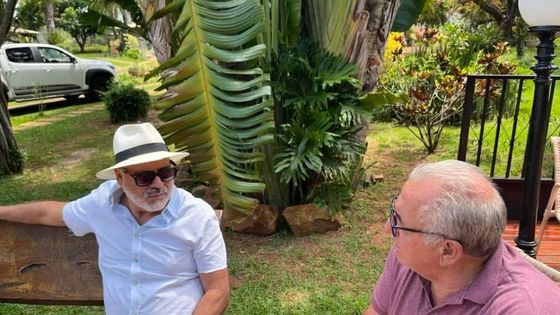 Marco César e Serafim aparecem juntos em foto