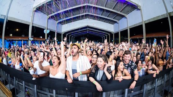 Café Curaçao fecha agenda de shows para o verão