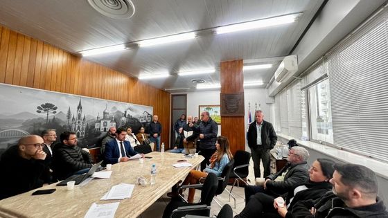 Executivo e legislativo avançam em projeto de nova iluminação pública