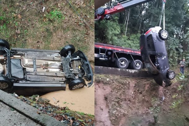 Carro cai dentro de ribeirão no bairro da Velha em Blumenau