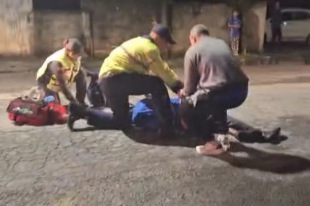 Motociclista fica gravemente ferido e tem suspeita de fraturas após ...