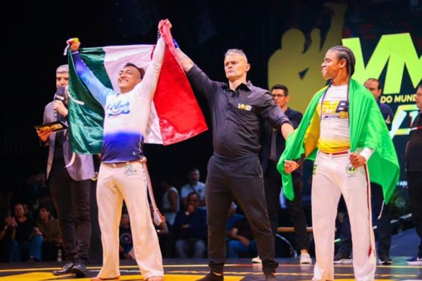 Ulises Sapo vence em sua estreia no maior espetáculo de capoeira do planeta