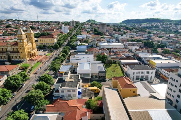 Jacarezinho celebra 125 anos - A cidade que mais cresce na região
