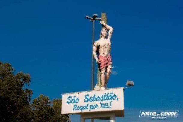 Temperatura cai e chuva forte domina os próximos dias em Jacarezinho