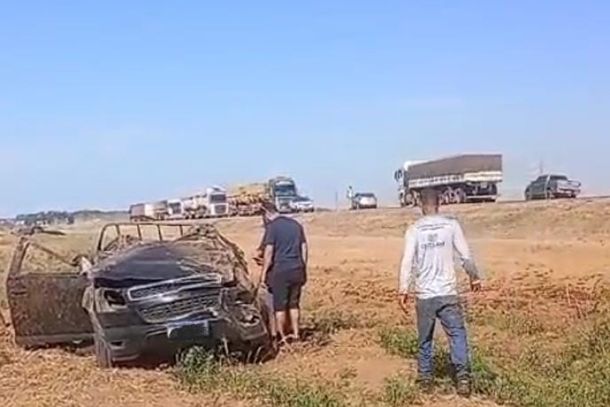 Rota do Oeste atende ocorrência de capotamento em Lucas do Rio Verde