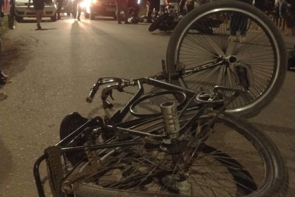 Grave acidente deixa motociclista e passageira inconscientes