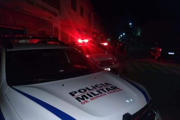 Filho mata pai com 7 facadas e depois se mata após desentendimentos ...