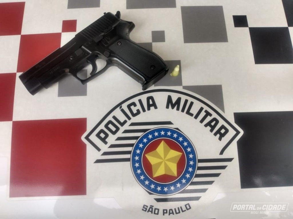 Homem é detido com simulacro de arma de fogo no Jardim do Lago