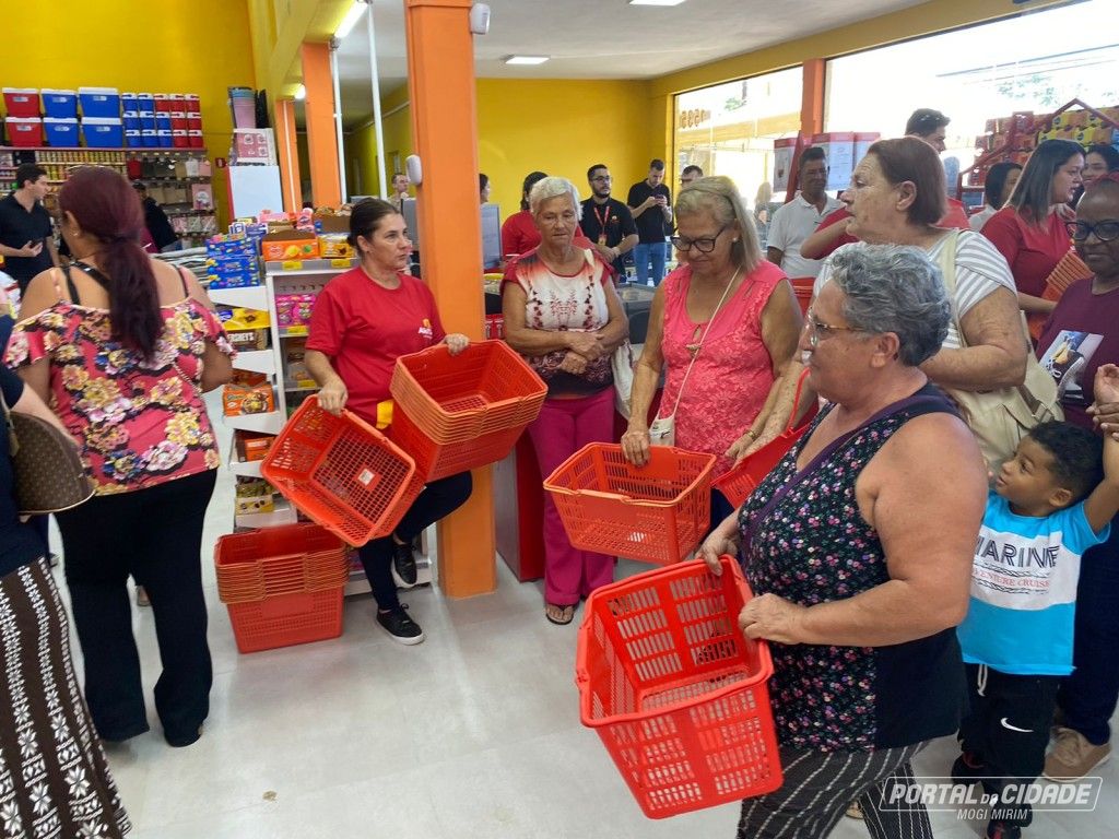 Rede Aki Tem inaugura loja na rua Padre Roque