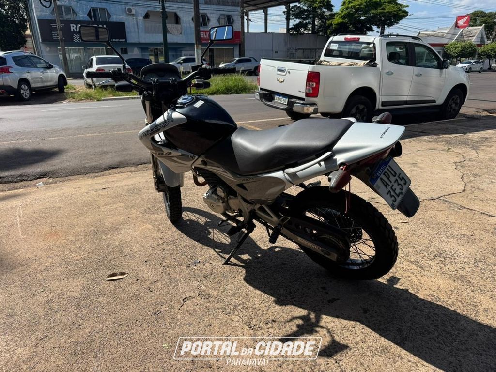 HONDA NX-4 - FALCON 400 - 2008/2008 - Umuarama - PR | Portal da Cidade