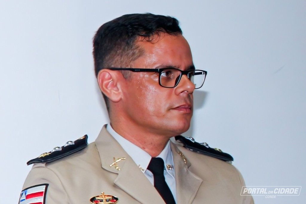 Major Ronei, comandante da 51ª CIPM, recebe título de cidadão condense