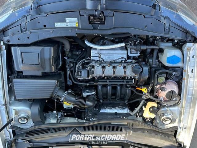 VolksWagen Golf - Sportline 1.6 Mi Total Flex 8V 4p - 2013/2014 ...