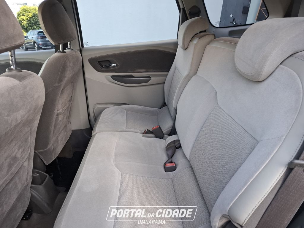 Chevrolet SPIN - LTZ 1.8 8V Econo.Flex 5p Aut. - 2013/2014 - Umuarama ...