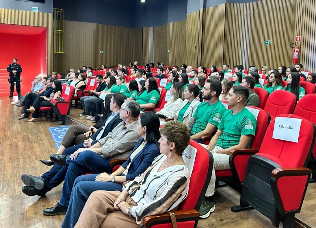 Núcleo de Empreendedorismo Juvenil em Andradas é inaugurado