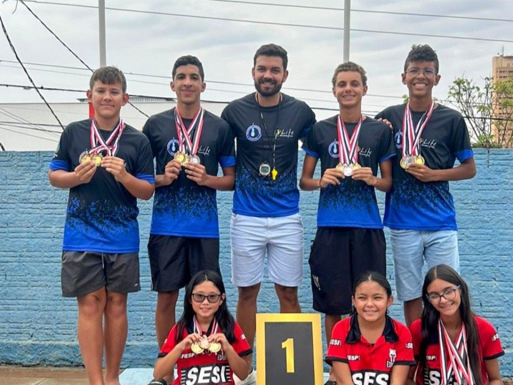 Braves Natação conquista 18 medalhas e garante vaga na fase estadual de ...
