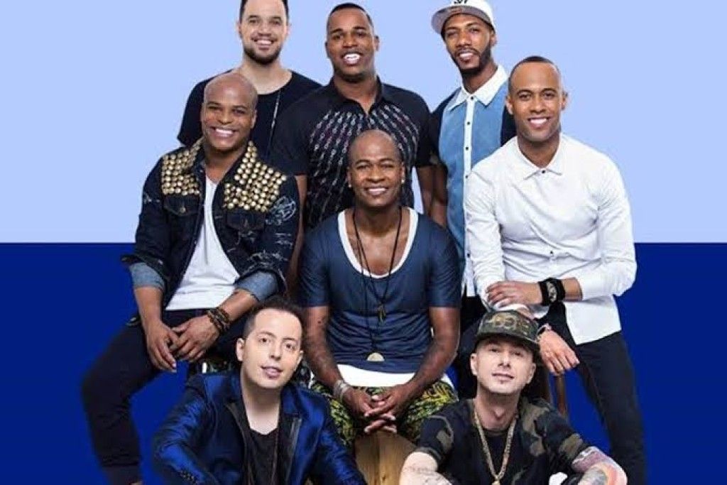 Turma do Pagode celebra 20 anos de sucesso com show em Atibaia
