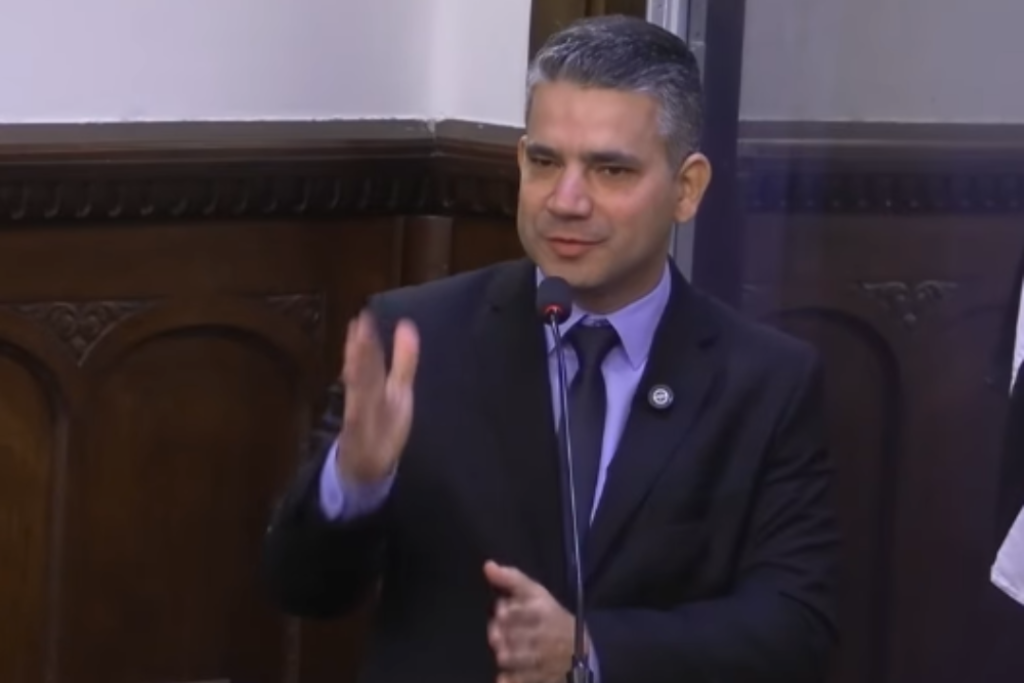 Vereador defende revisão da Lei do Cerrado durante sessão da Câmara ...