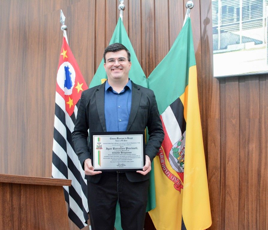 Câmara de Birigui homenageia doutor Igor Barcellos Precinoti