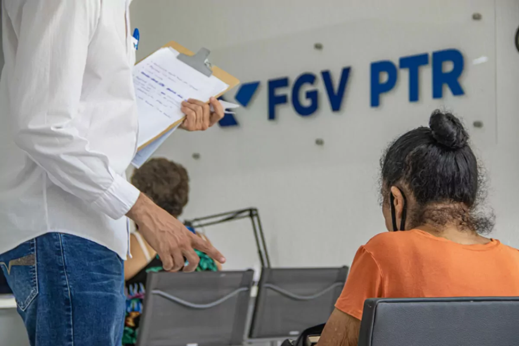 FGV faz alerta sobre informações falsas sobre pagamento do PTR