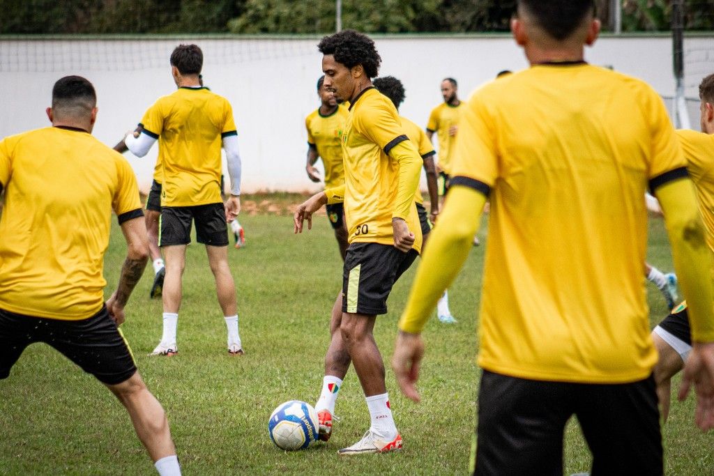 Brusque FC realiza último treino tático antes de enfrentar o Avaí