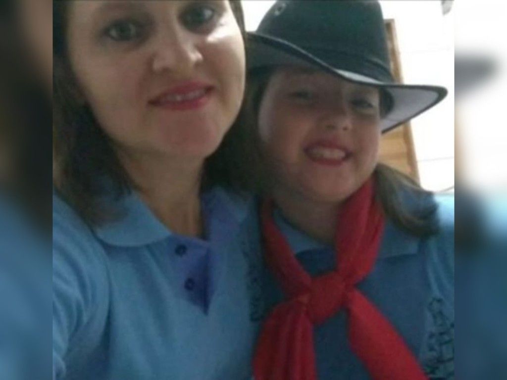 Mãe e filha são mortas a facadas em SC e suspeito morre em confronto ...