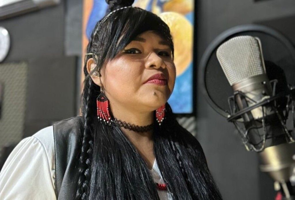 MC Anarandá da aldeia de Amambai lança o primeiro álbum "Nossas Vozes"