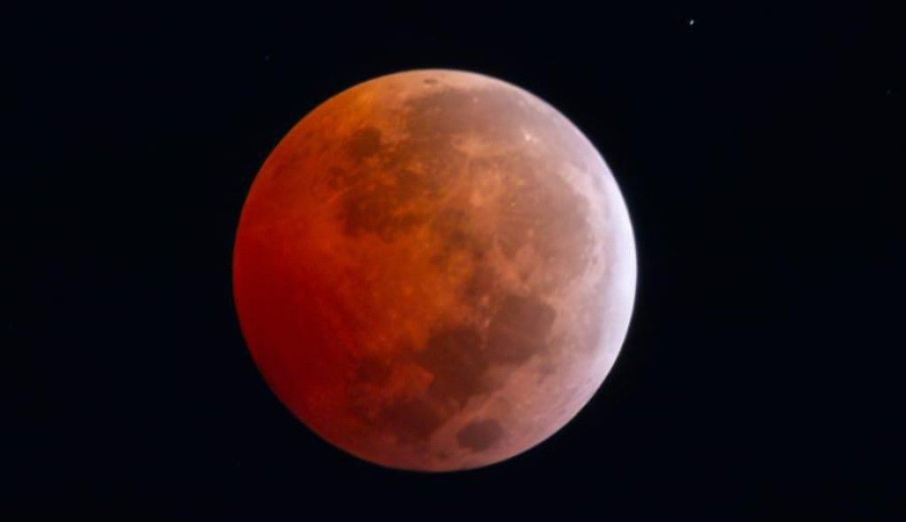 Cabreuvanos capturam imagens da “Lua de Sangue” em 2025