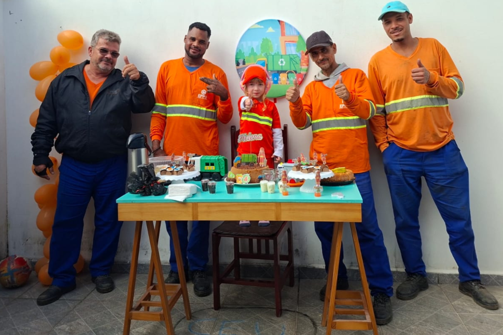 Helena transforma carinho pelos coletores em tema de aniversário
