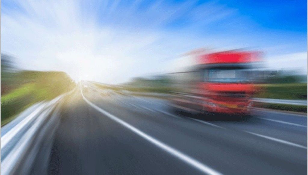 Empresa é condenada após caminhão invadir contramão e causar morte na ...