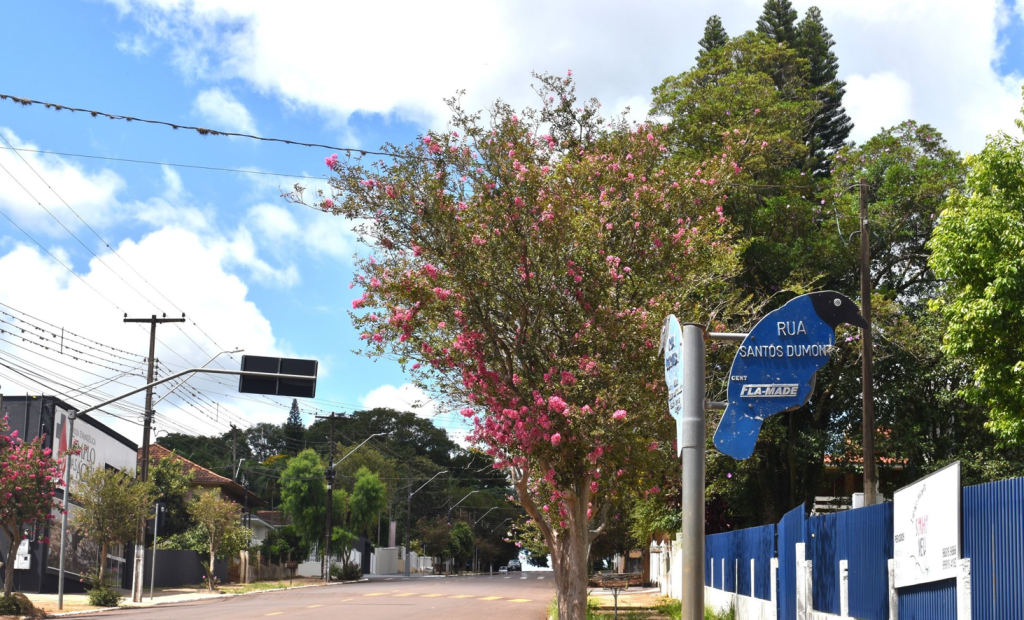 Semana em Céu Azul começa com calor forte; Máxima é de 34°C Semana em Céu Azul começa com calor forte; Máxima é de 34°C