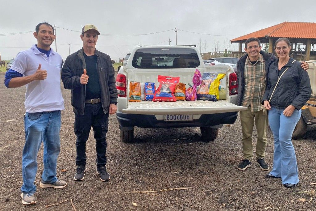 Agro Rancho Lobeiro participa de doação para Banco de Ração e Utensílios