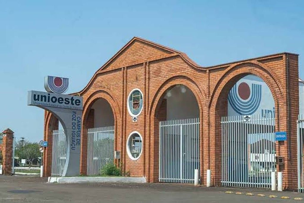 Unioeste abre seleção para 52 vagas de níveis superior e médio