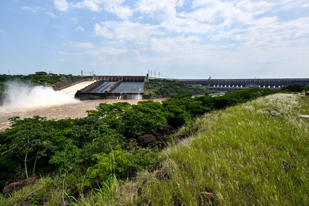 Vertedouro da usina Hidrelétrica de Itaipu será fechado neste domingo (12)