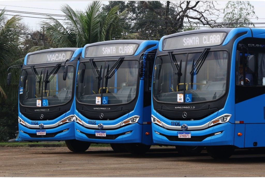 Frota da VISAC ganha mais três ônibus zero km para o transporte coletivo