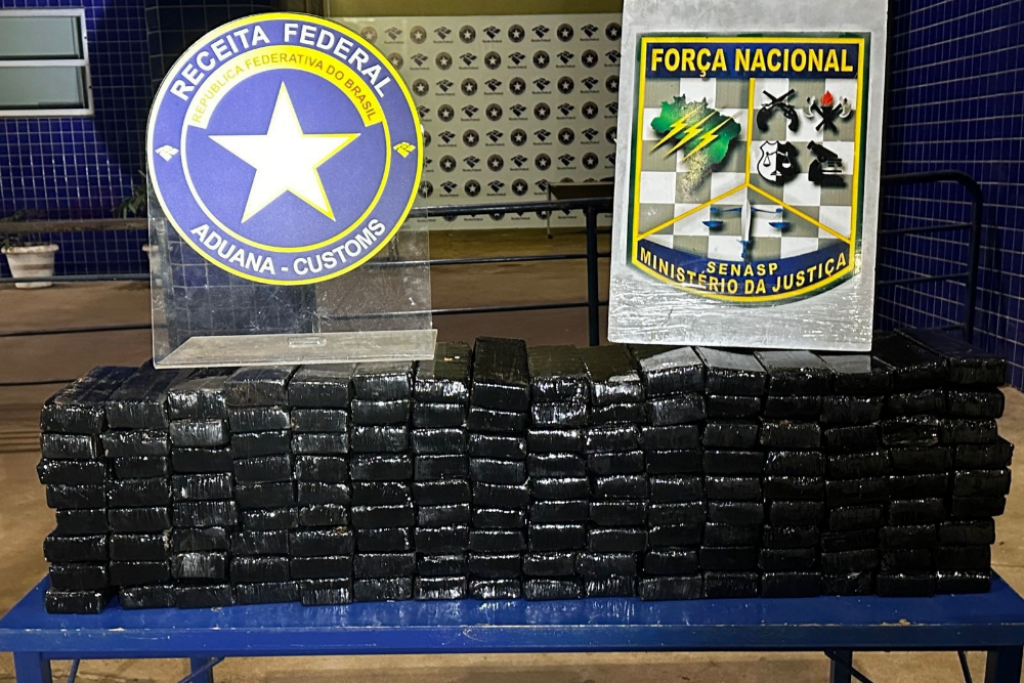 Paraguaio de 23 anos é preso com mais de 100kg de maconha na Ponte da ...