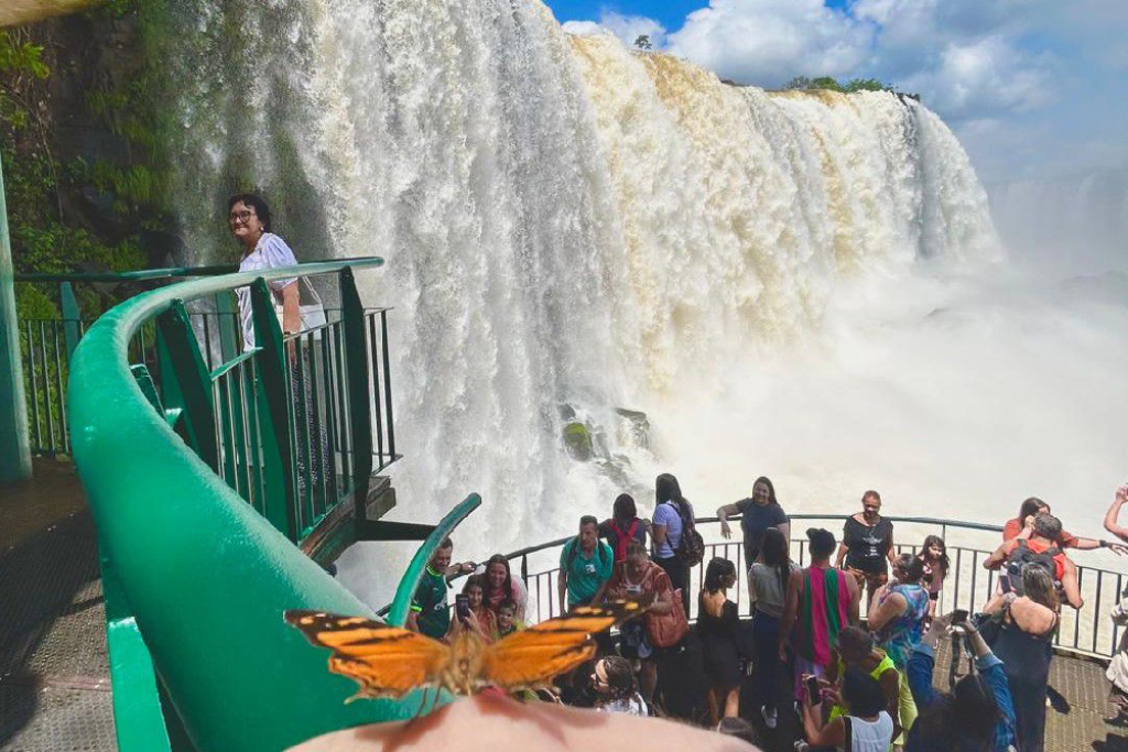 Turismo de Foz do Iguaçu será beneficiado com feriados prolongados em 2025