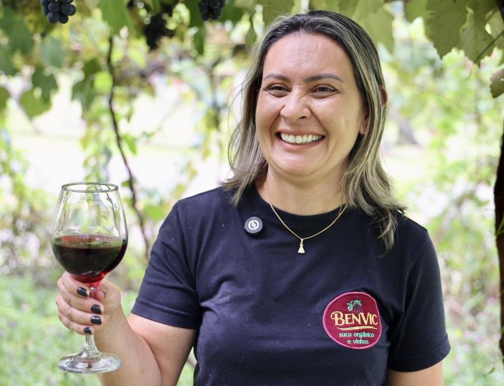 Vinícola Benvic: tradição na produção de vinhos e sucos orgânicos em ...