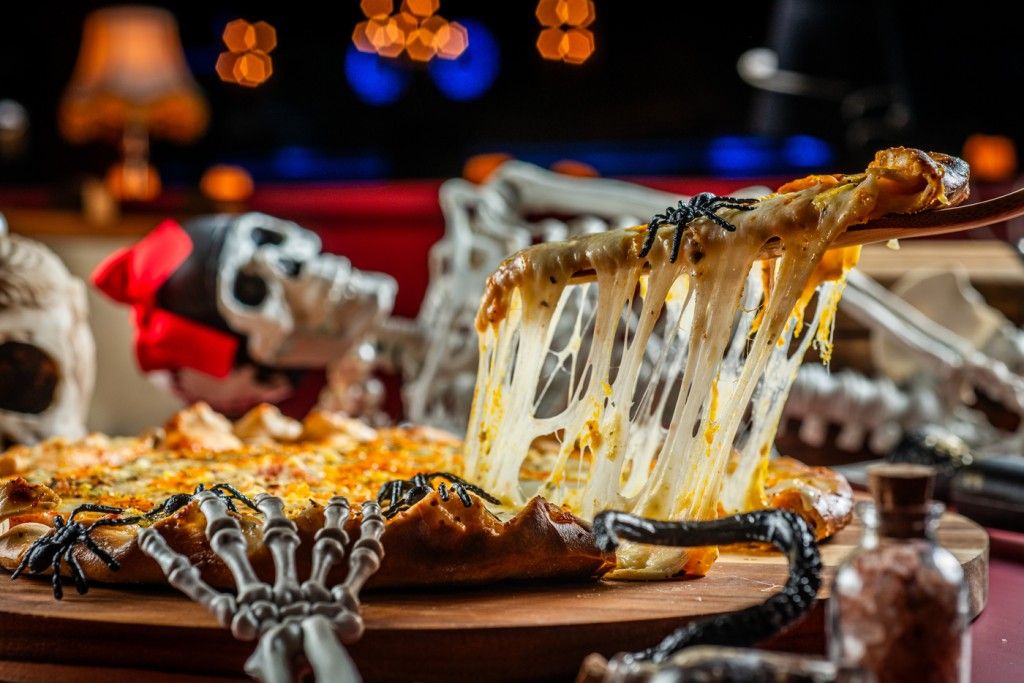 Cara de Mau e Scur realizam intensa programação de Halloween em Gramado