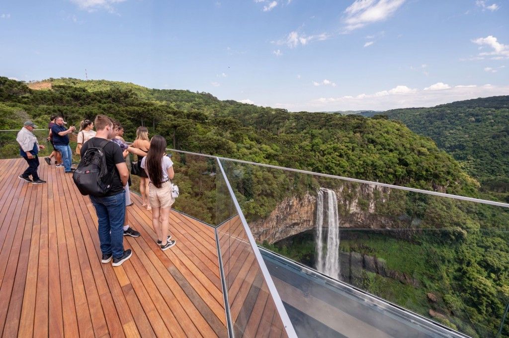 Novo Mirante da Cascata é inaugurado no Parque do Caracol em Canela