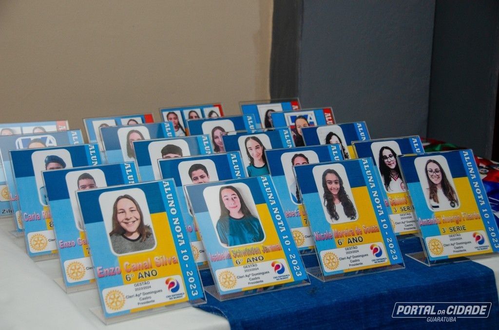 Projeto Aluno Nota 10 vai premiar estudantes com bolsas de até 100%
