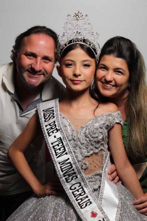 Miss Pré-Teen Minas Gerais é de Barbacena e mora em Ibertioga