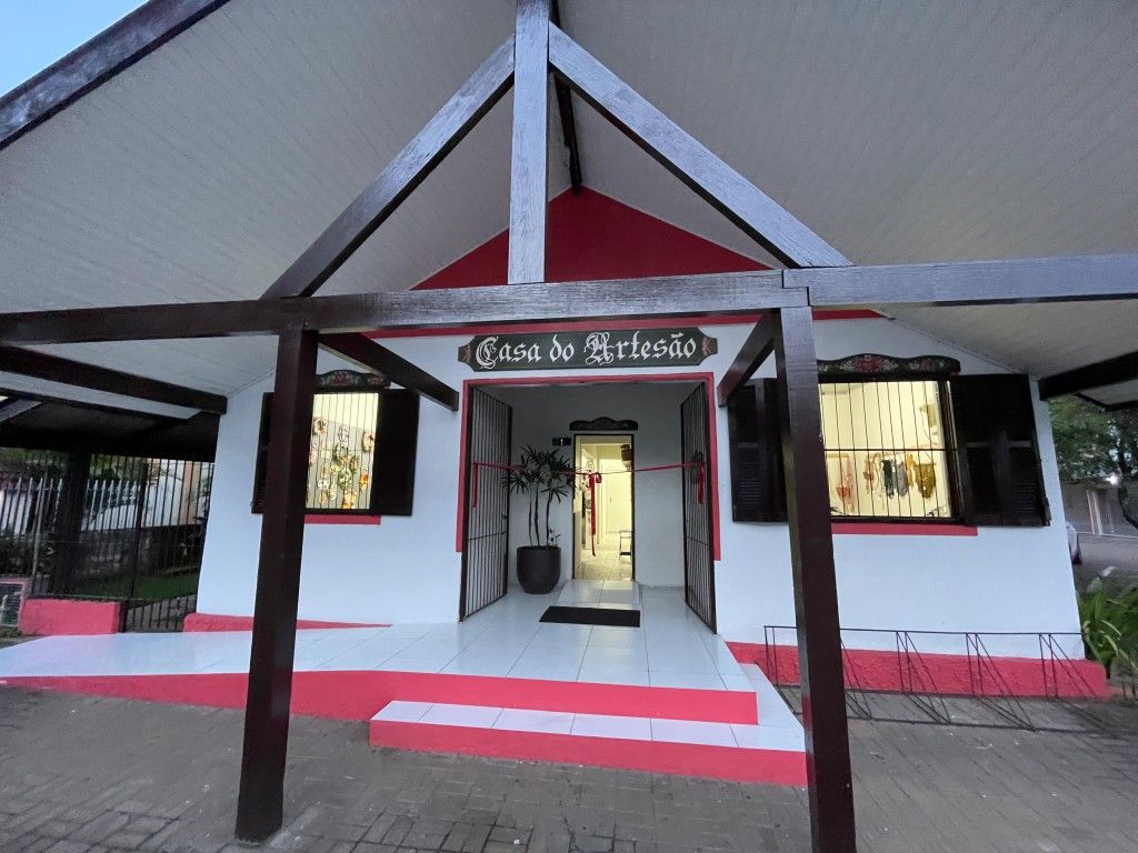 Município de Igrejinha inaugura nova sede da Casa do Artesão