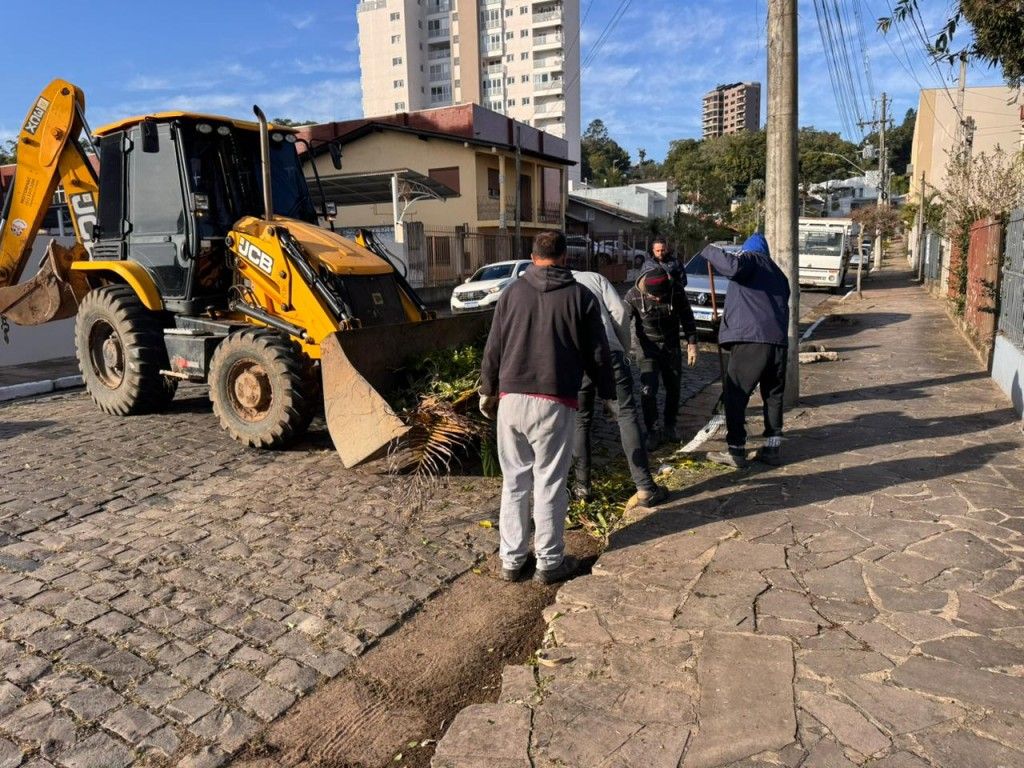 Jardim do Prado recebe recolhimento de podas a partir desta quinta ...