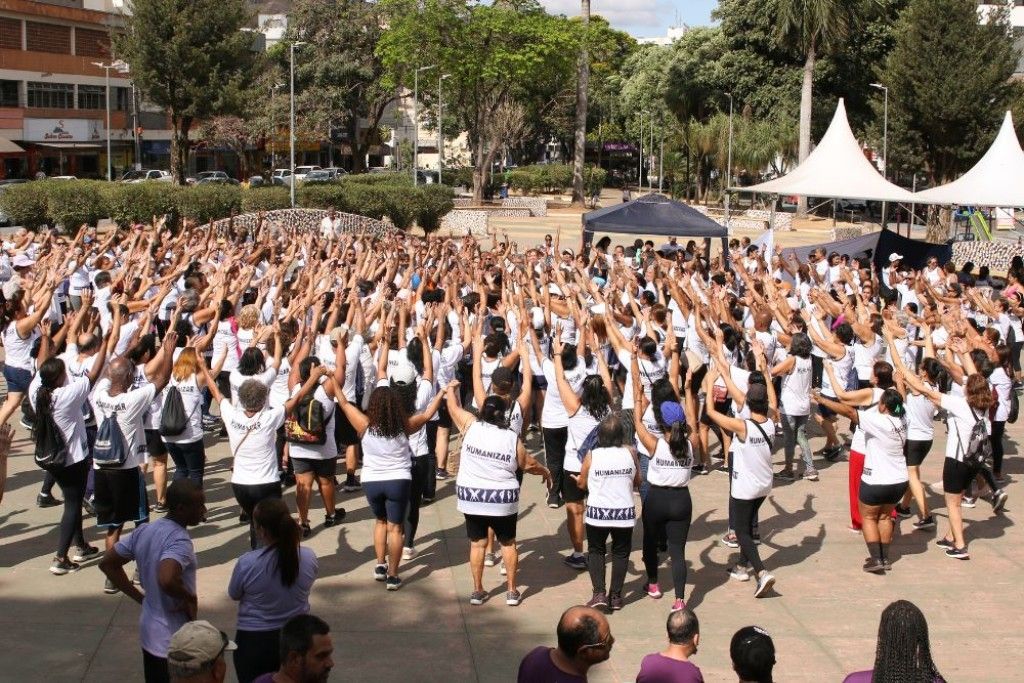 Mais de 500 pessoas participam do Dia do Idoso em Timóteo