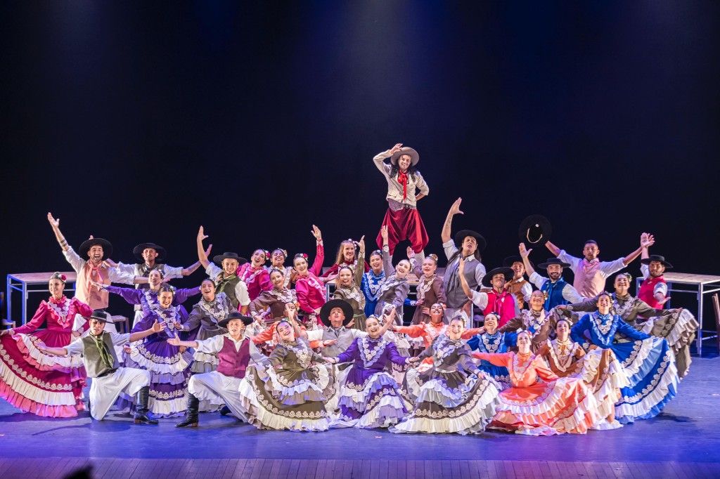 Grupo Folclórico de Itapema conquista titulo no tradicional Festival Mery Rosa